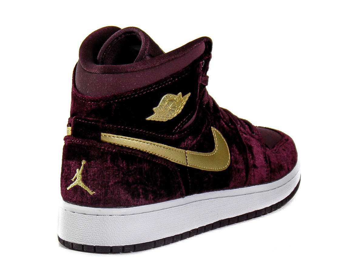 Air Jordan 1 Retro High Premium HC GG Velvet Shoes - 832596-640 ...